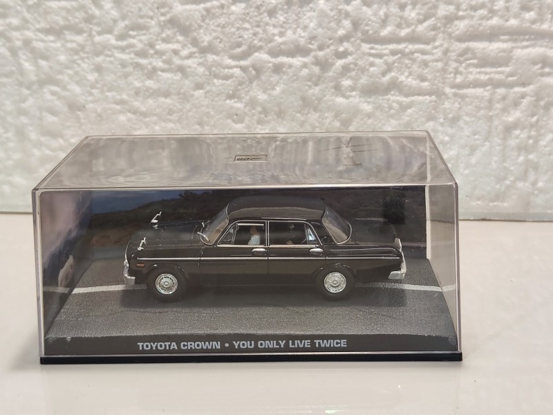 Ixo Altaya James Bond 007 Toyota Crown 1:43