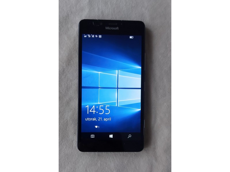Mobilni telefon Microsoft Lumia 950 Dual SIM