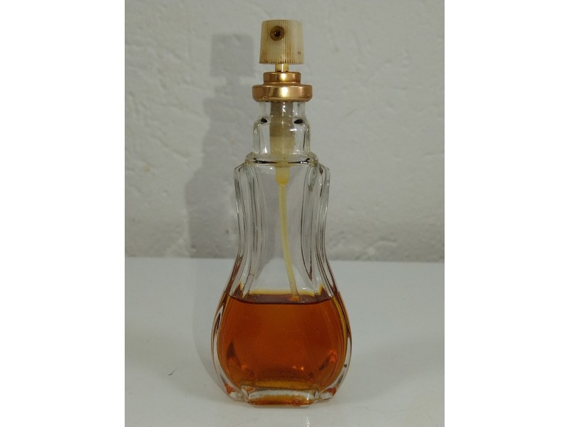 Danna Tabu 50ml Vintage original prelep jak