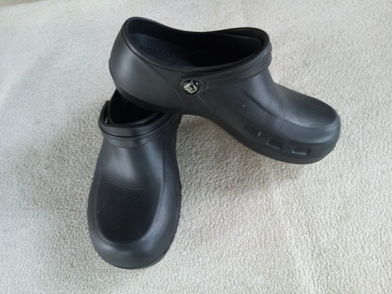 CLOMPE CROCS-FIT CLOG- BR 41 UG 26 CM NOVOOO