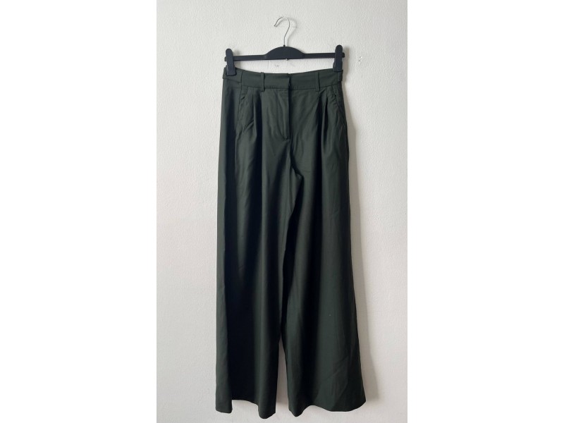*ZARA* pantalone 88% vuna