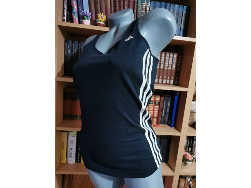 41. ADIDAS VRHUNSKA MAJICA vel S