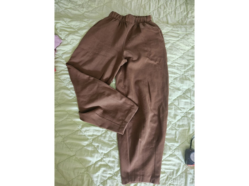 Nove zara pantalone