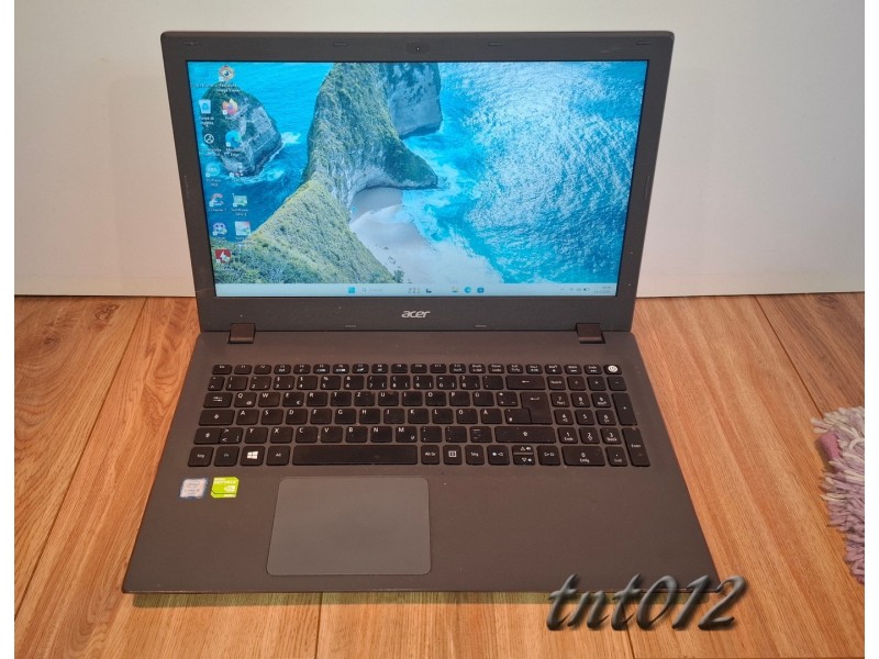 == ACER E5-574 = i5-6200U = 1Tb = 4Gb = 15,6 LED ==