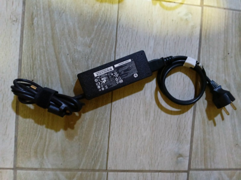 HP 19.5v4.62a 90W PPP012A S