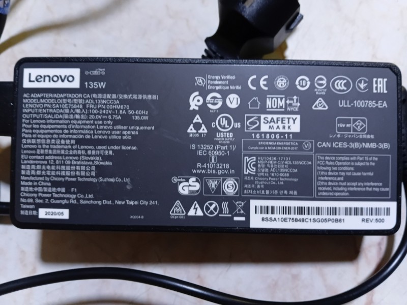Ac Adapter Lenovo 20v6.75a 135W