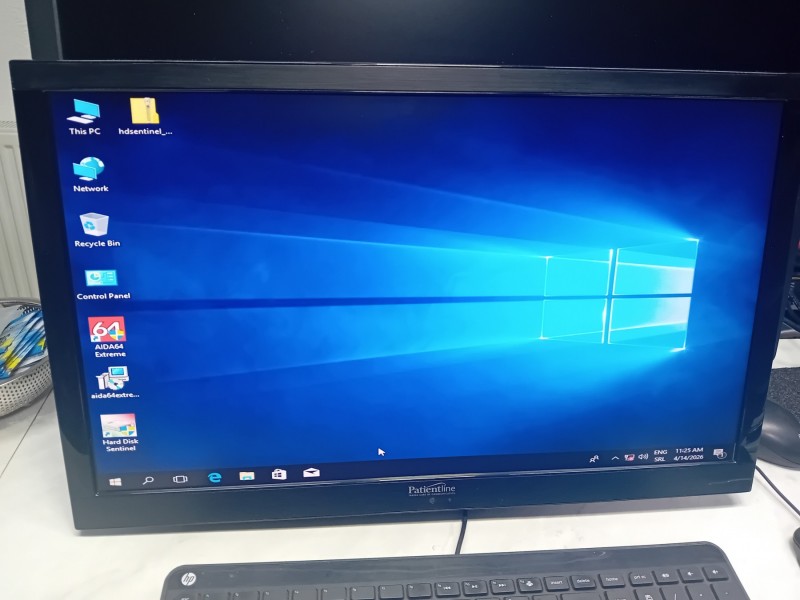 tv monitor 22 inca PatientLine bez stope i daljinskog