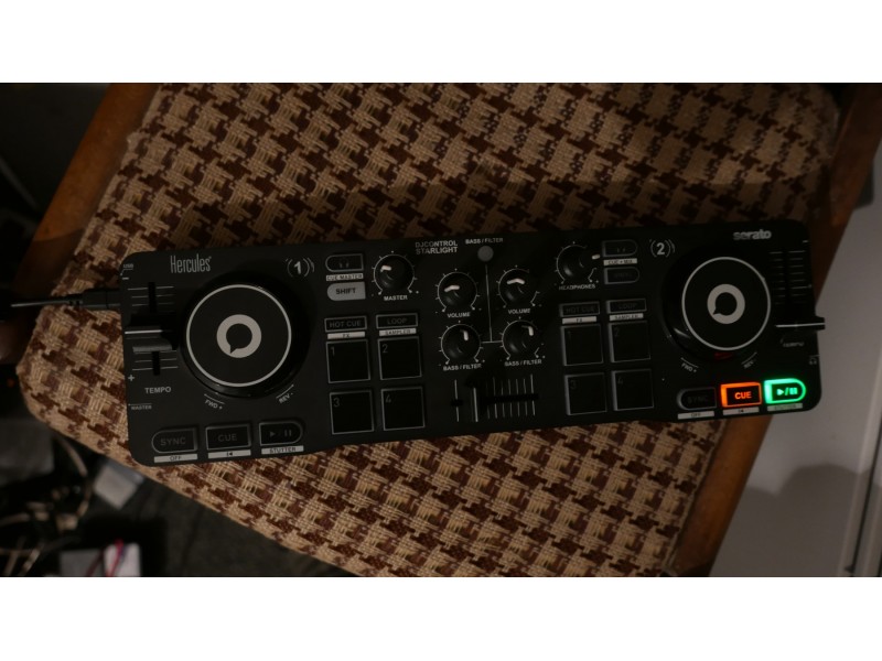 Hercules DJ Control Starlight - DJ kontroler + USB