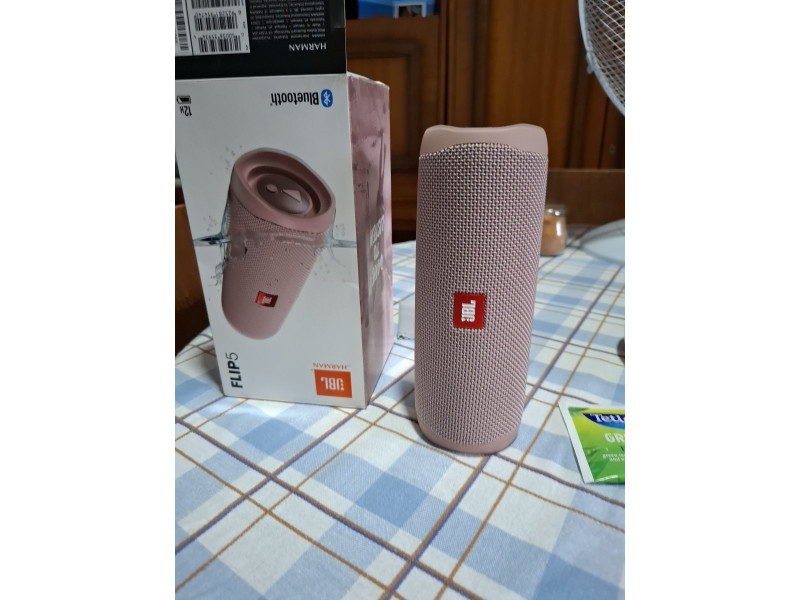 JBL Flip 5