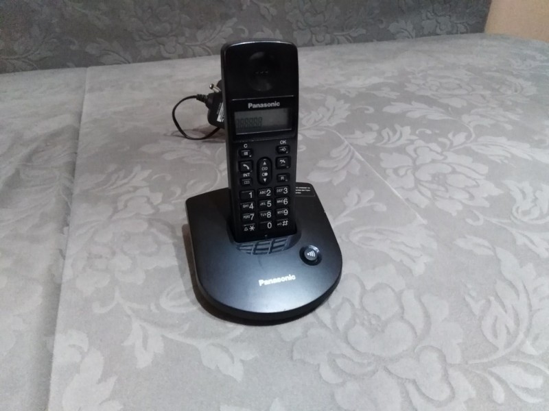 Panasonic bezicni telefon KxTg1070fx,povoljno