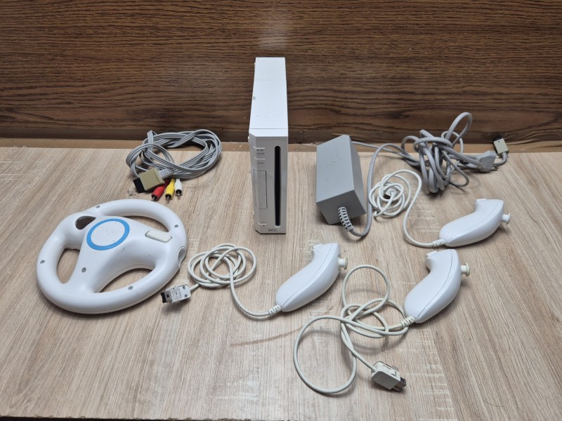 Nintendo Wii Konzola+oprema