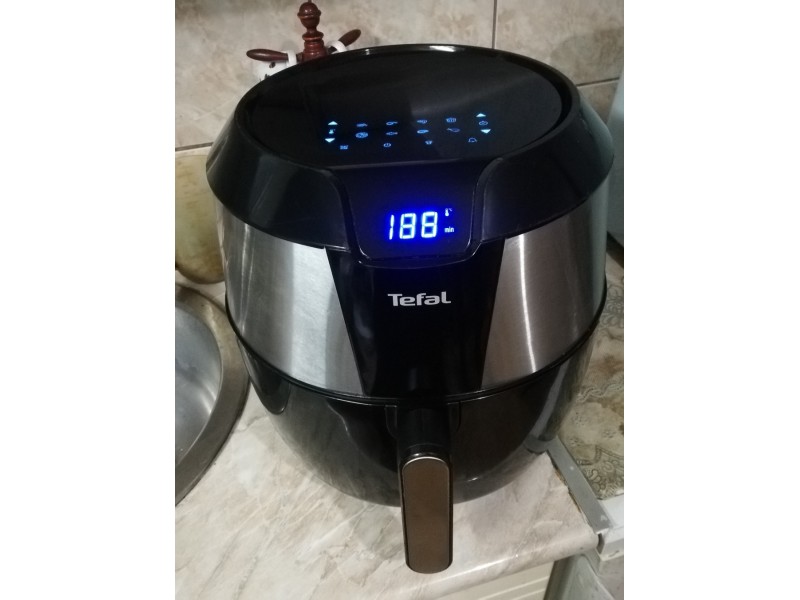 TEFAL - xxl Friteza na vruć vazduh EY701D - iz Nemacke