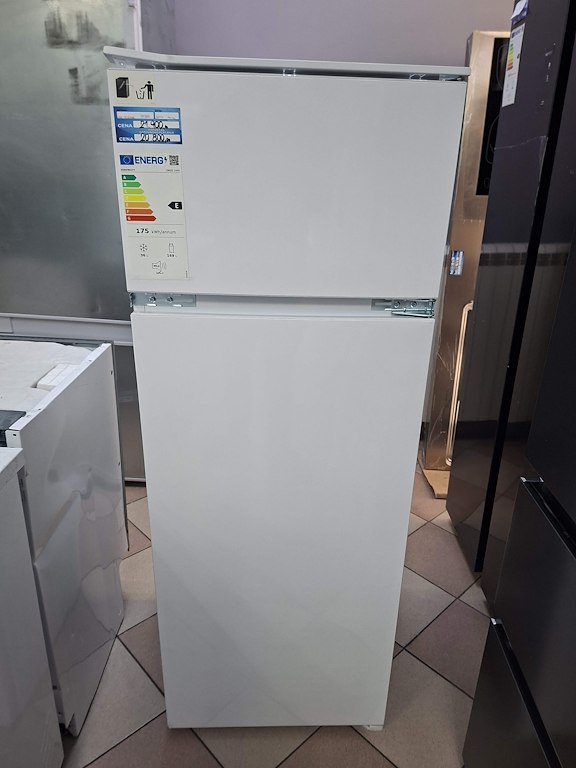 UGRADNI FRIŽIDER ZEROWATT ZMDD 14FH , 144 CM.