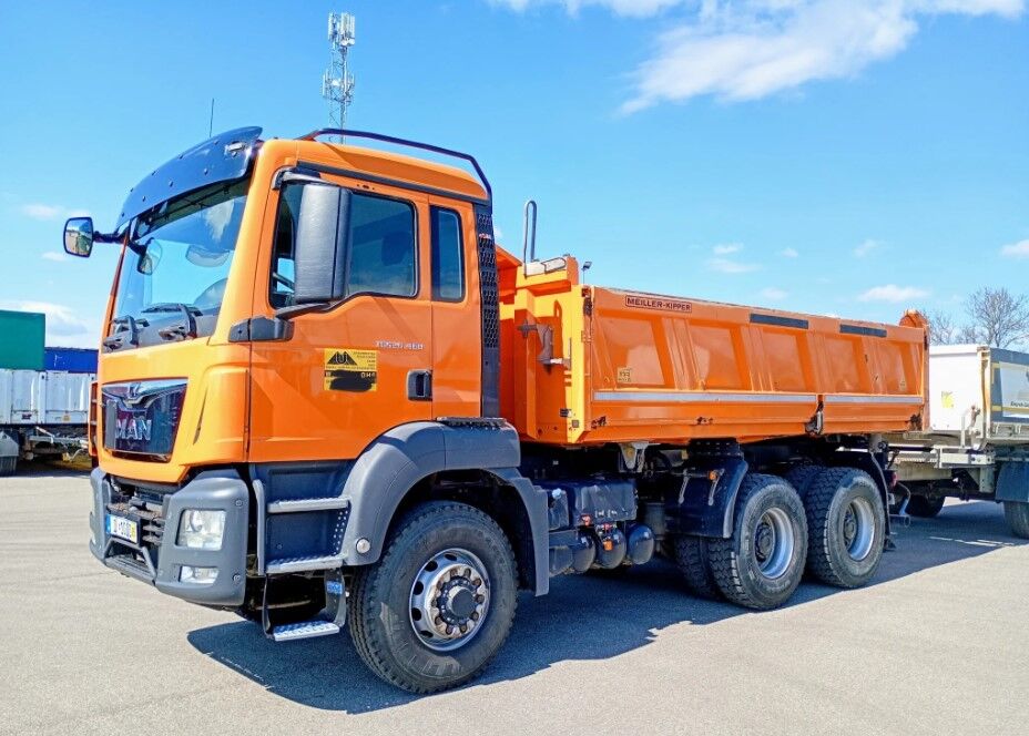 MAN TGS 26.460 3-way tipper truck kiper