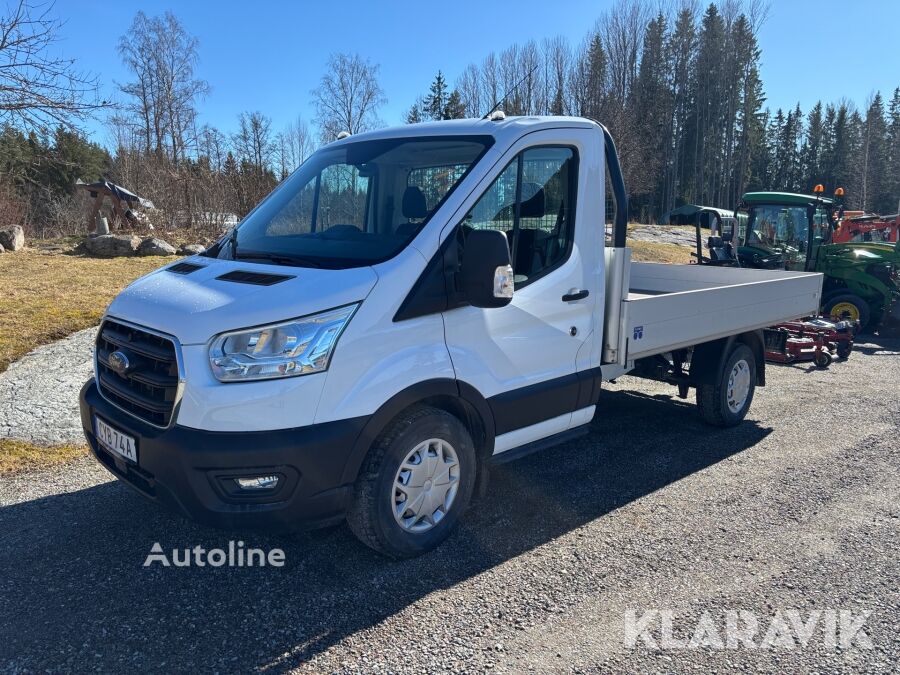 Prodaje se Ford Transit kamion s ravnom platformom < 3.5t na aukciji