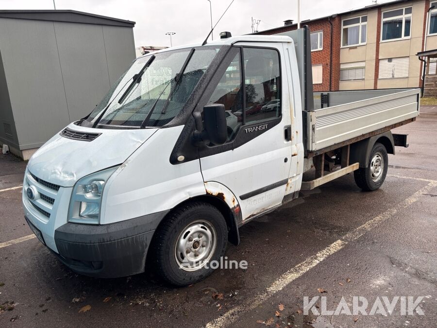 Prodaje se Ford Transit kamion s ravnom platformom < 3.5t na aukciji