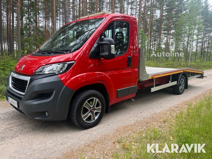 Prodaje se Peugeot Boxer kamion s ravnom platformom < 3.5t na aukciji
