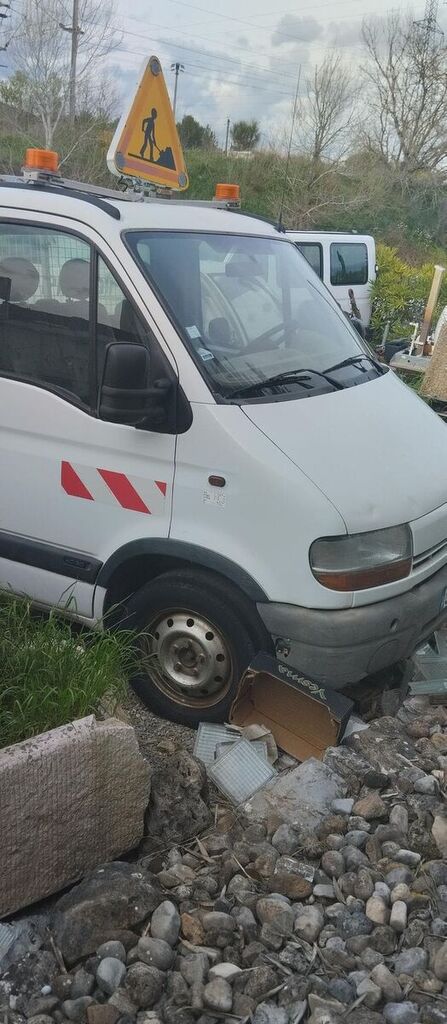 Prodaje se Renault master benne immatriculation 346 akr 83 mise en kamion kiper < 3.5t na aukciji