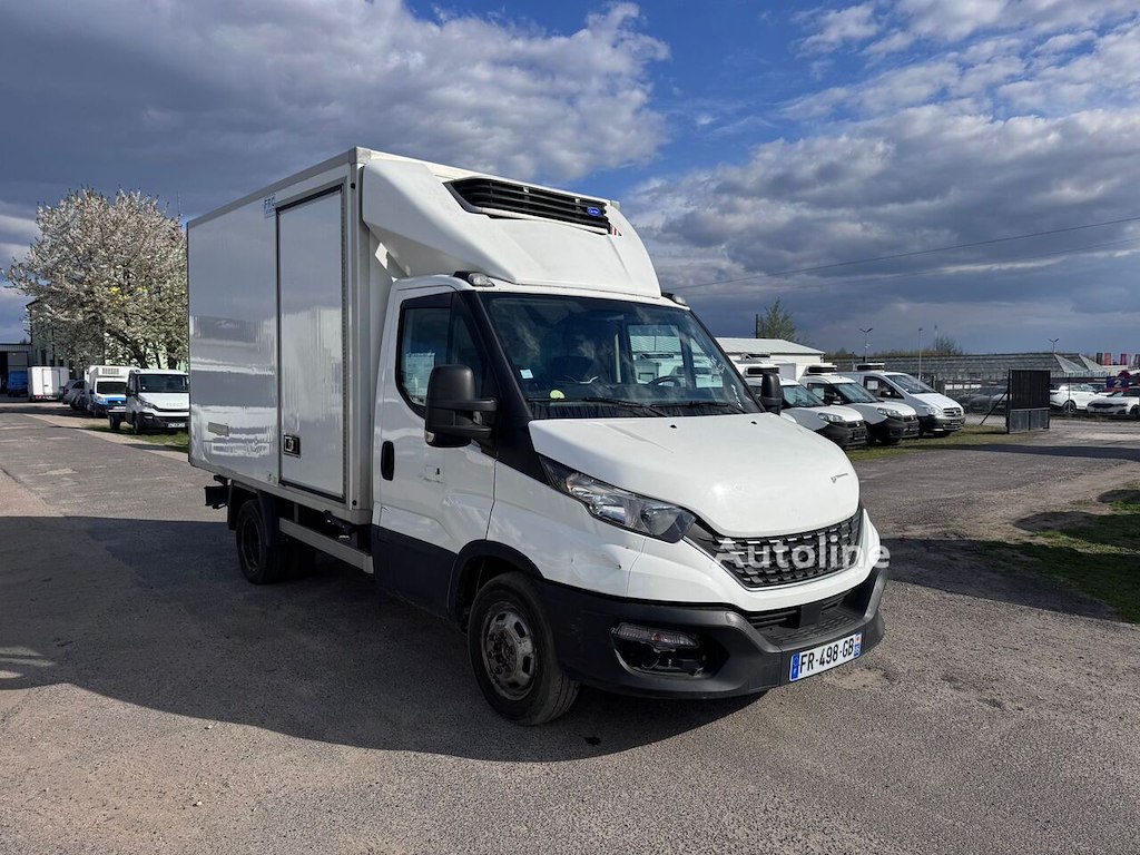 IVECO Daily 35C14 Carrier Xarios 350 (573) kamion hladnjača < 3.5t