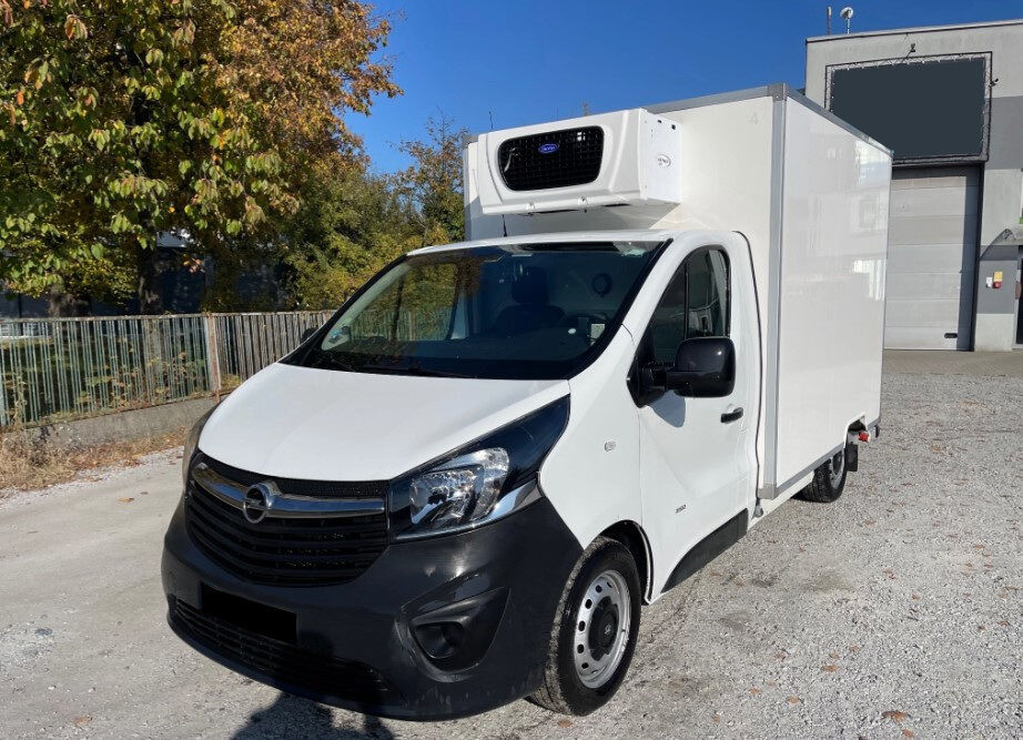 Opel Vivaro refrigerated truck kamion hladnjača < 3.5t