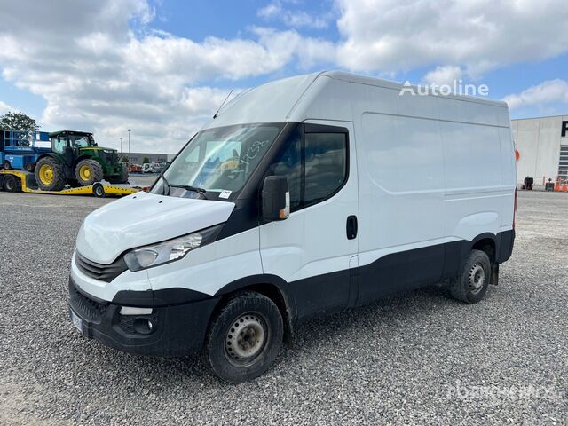 Prodaje se IVECO Daily minibus furgon na aukciji