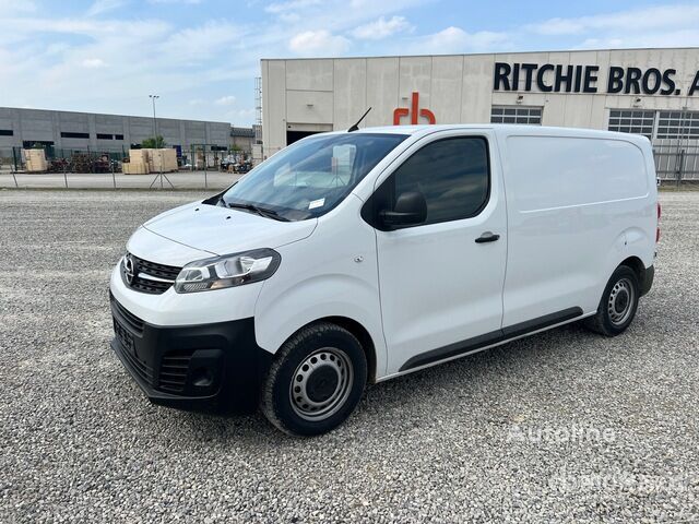 Prodaje se Opel Vivaro 1.5 minibus furgon na aukciji