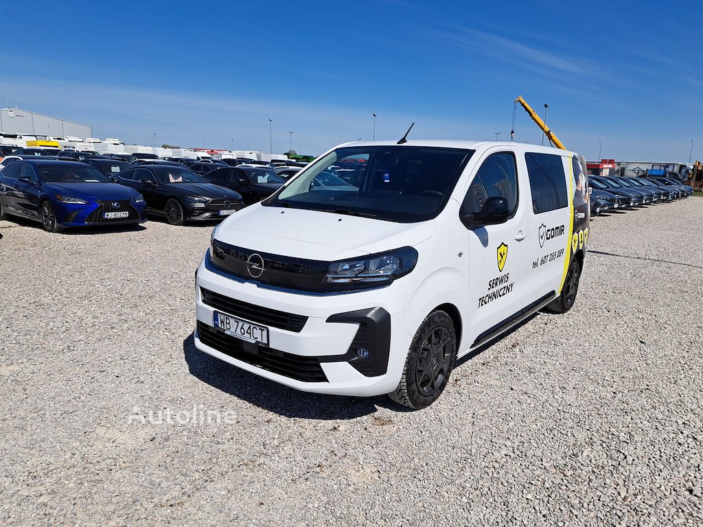 Opel Vivaro Long Brygadówka kombi minibus