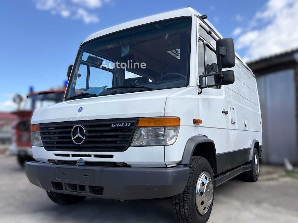 Prodaje se Mercedes-Benz Vario minibus furgon na aukciji