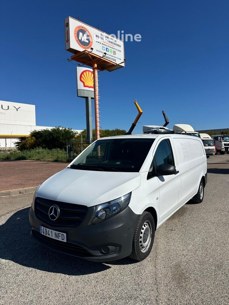 Mercedes-Benz Vito minibus furgon