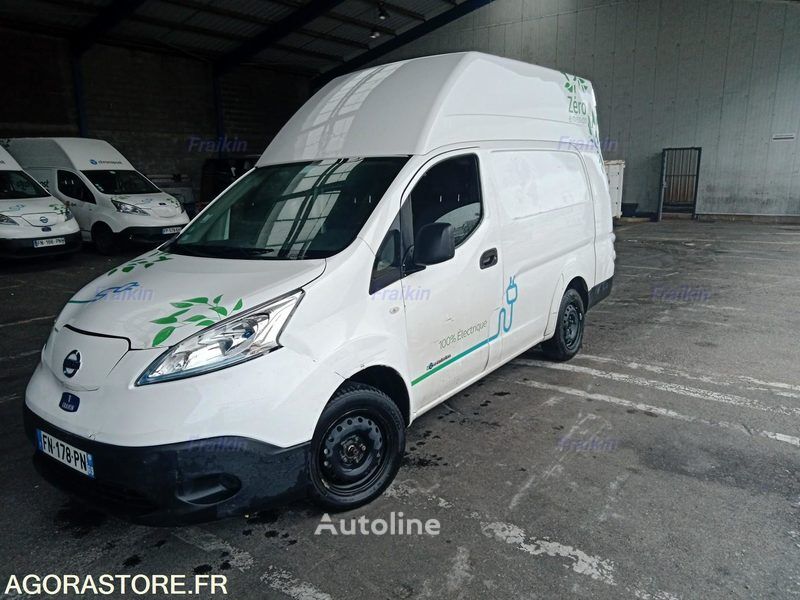Prodaje se Nissan NV200 minibus furgon na aukciji