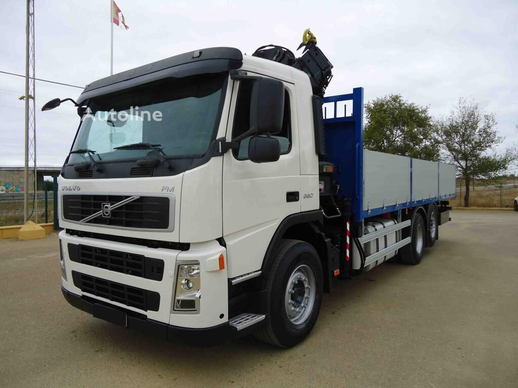 Volvo FM 360 kamion s ravnom platformom