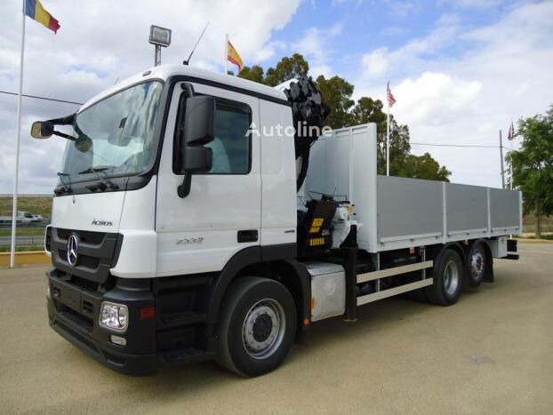 Mercedes-Benz ACTROS 25 32 kamion s ravnom platformom