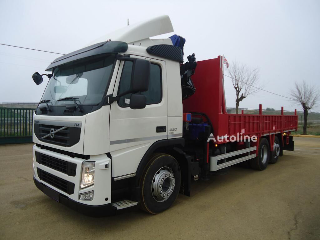 Volvo FM 330 kamion s ravnom platformom