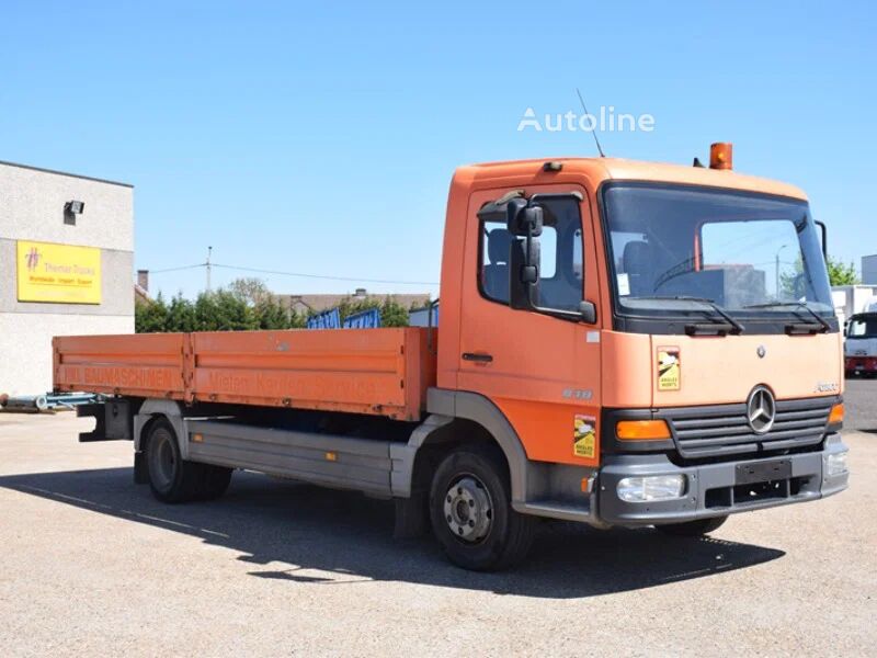 Mercedes-Benz Atego 818 kamion s ravnom platformom