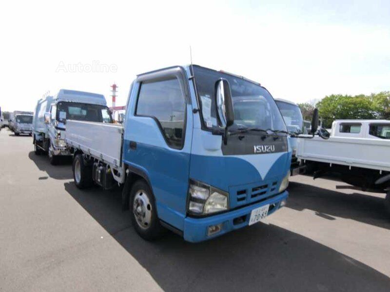 Isuzu ELF kamion s ravnom platformom