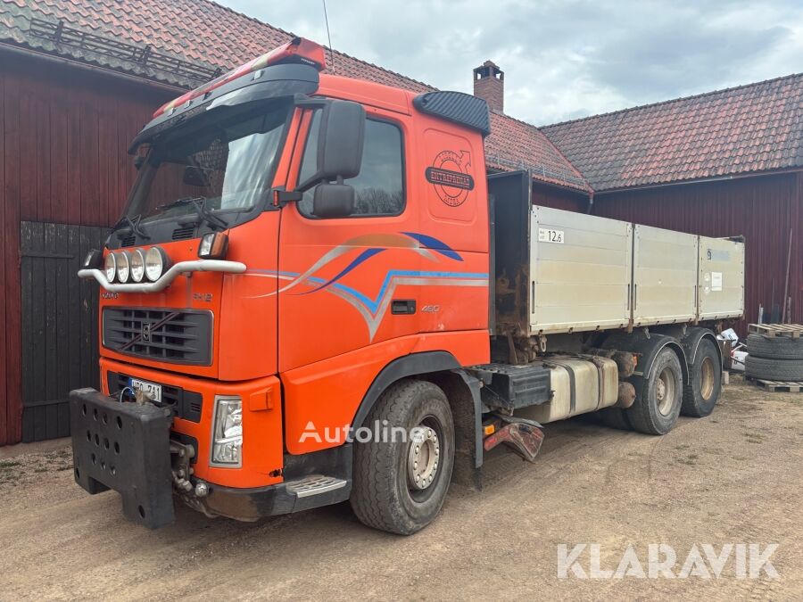 Prodaje se Volvo FH 12 460 kamion s ravnom platformom na aukciji