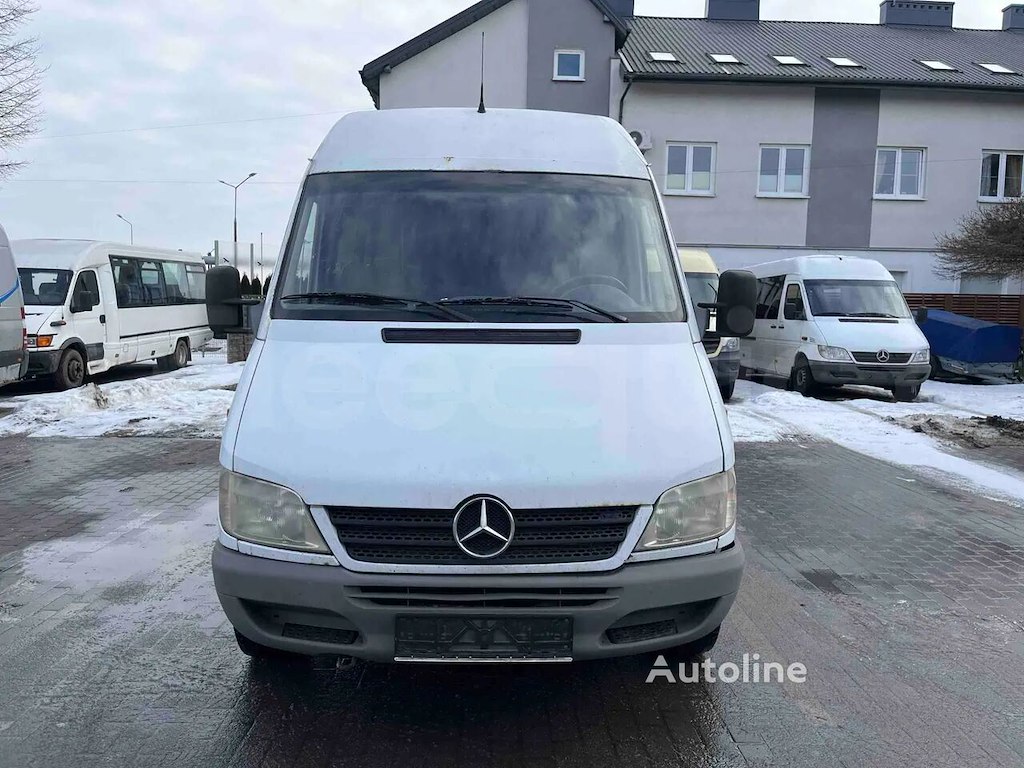 Mercedes-Benz Sprinter putnički minibus