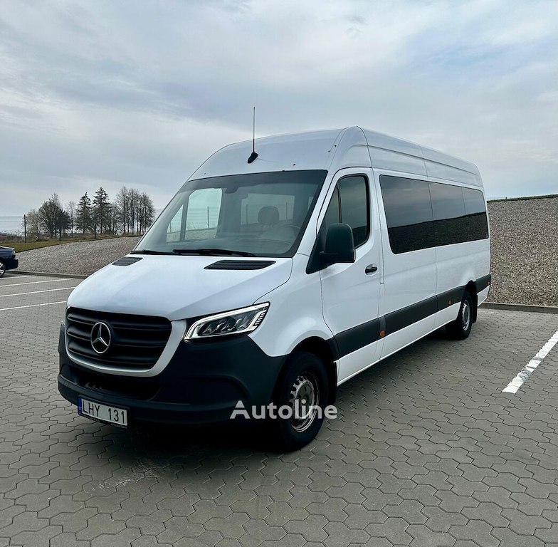 Mercedes-Benz Sprinter putnički minibus