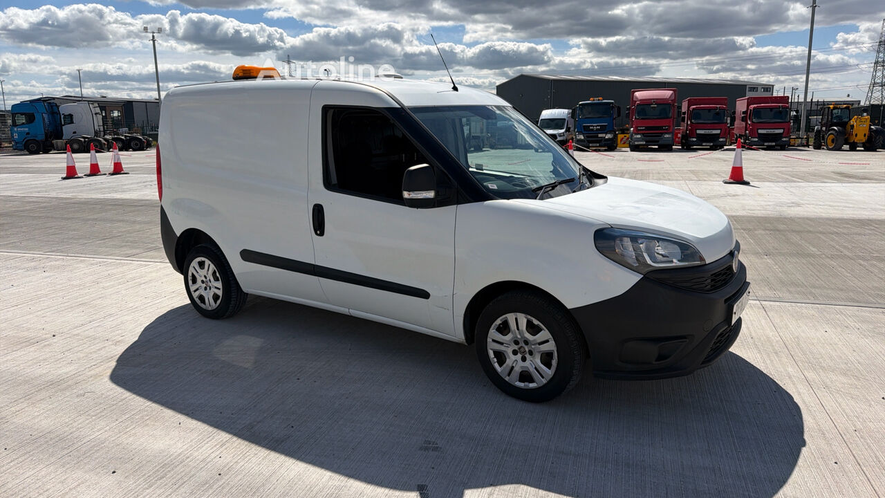 Prodaje se Fiat Doblo II 1.3 MULTIJET 16V 95PS laki furgon na aukciji