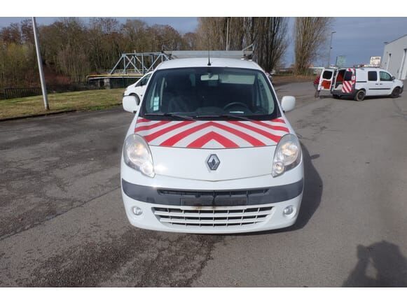Prodaje se Renault Kangoo 1,5 DCI 80 laki furgon na aukciji