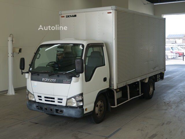 Isuzu ELF kamion furgon
