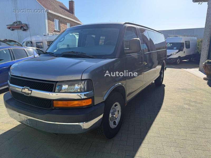 Prodaje se Chevrolet Express 3500 kombi minibus na aukciji