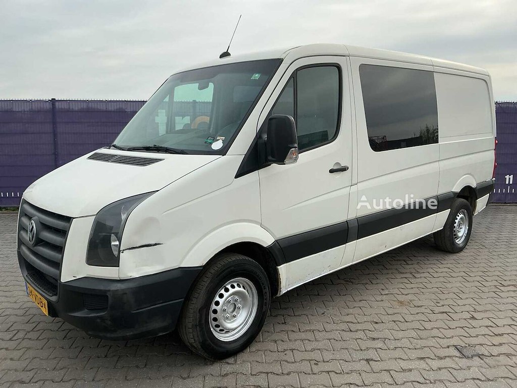 Prodaje se Volkswagen Crafter 32 2.5 TDI L2H1 DC kombi minibus na aukciji