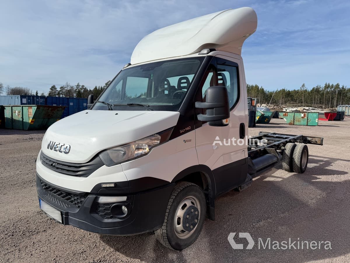 Prodaje se IVECO Daily 50 NP kamion šasija na aukciji