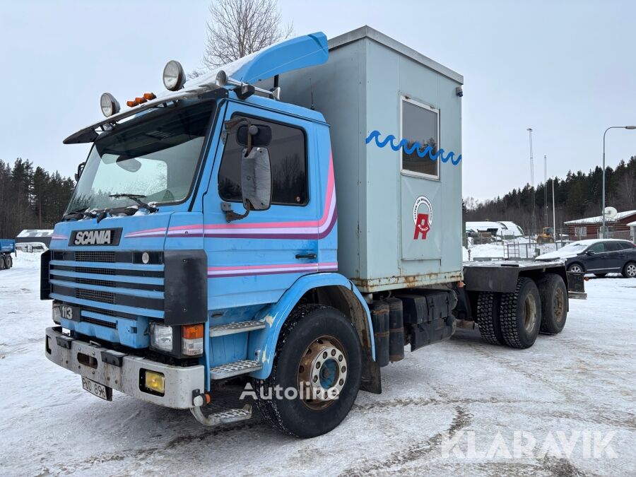 Prodaje se Scania P113 kamion šasija na aukciji