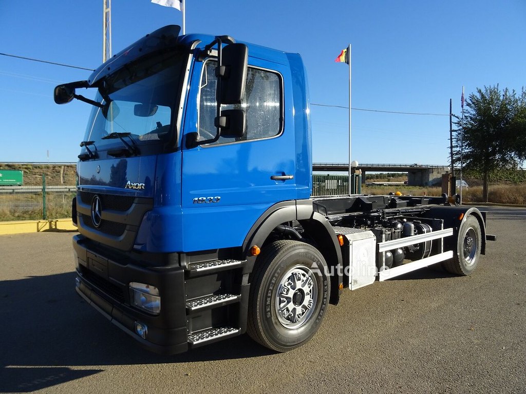 Mercedes-Benz AXOR 18 33 kamion rol kiper