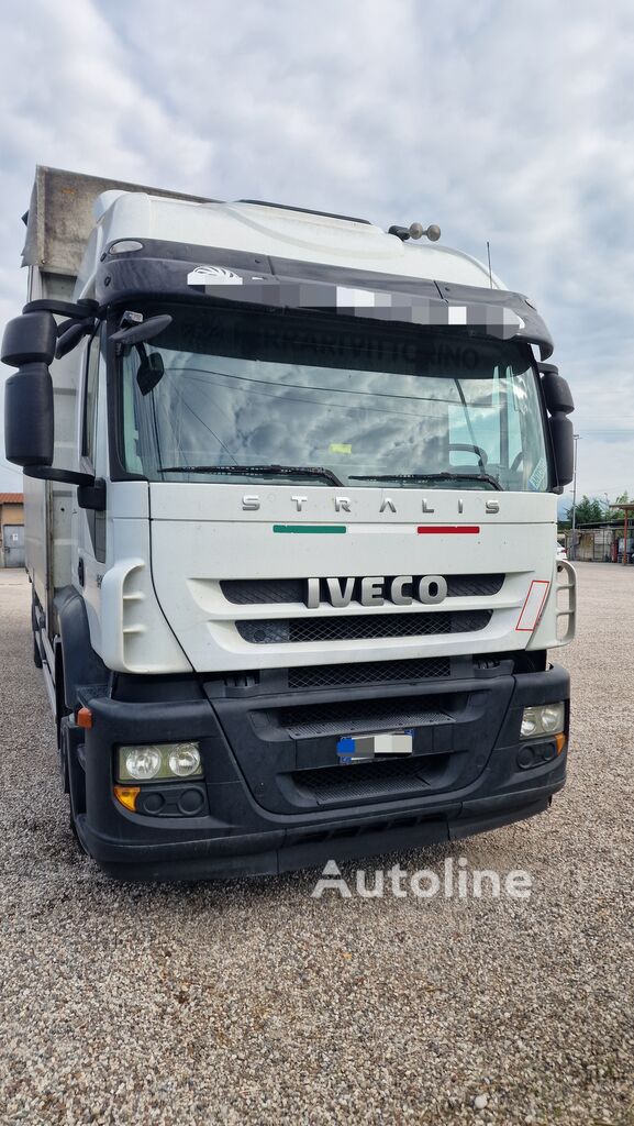 IVECO Stralis kamion sa klizna zavesa cerada
