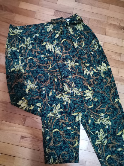 Zara pantalone