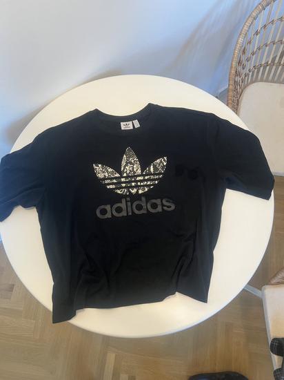 Adidas original crop majcica M