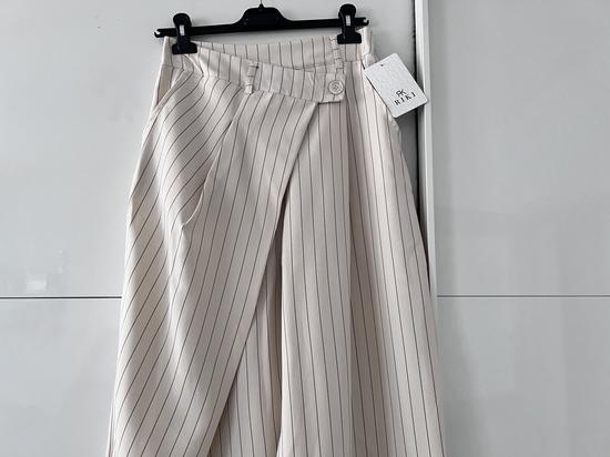 Pantalone duboke Novo uni